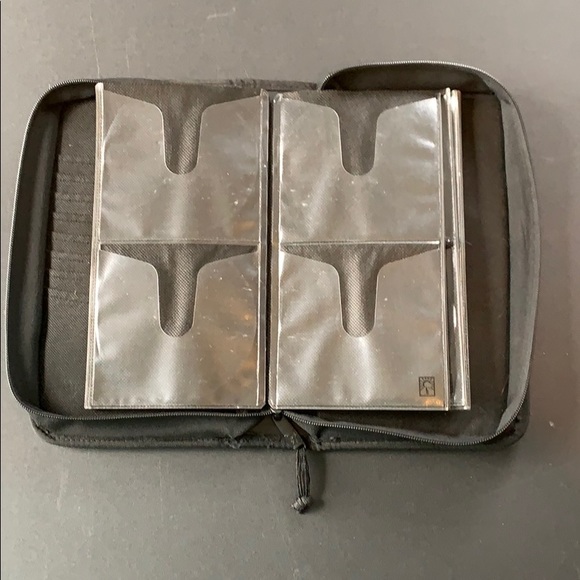 Case Logic | Media | Cddvd Case | Poshmark